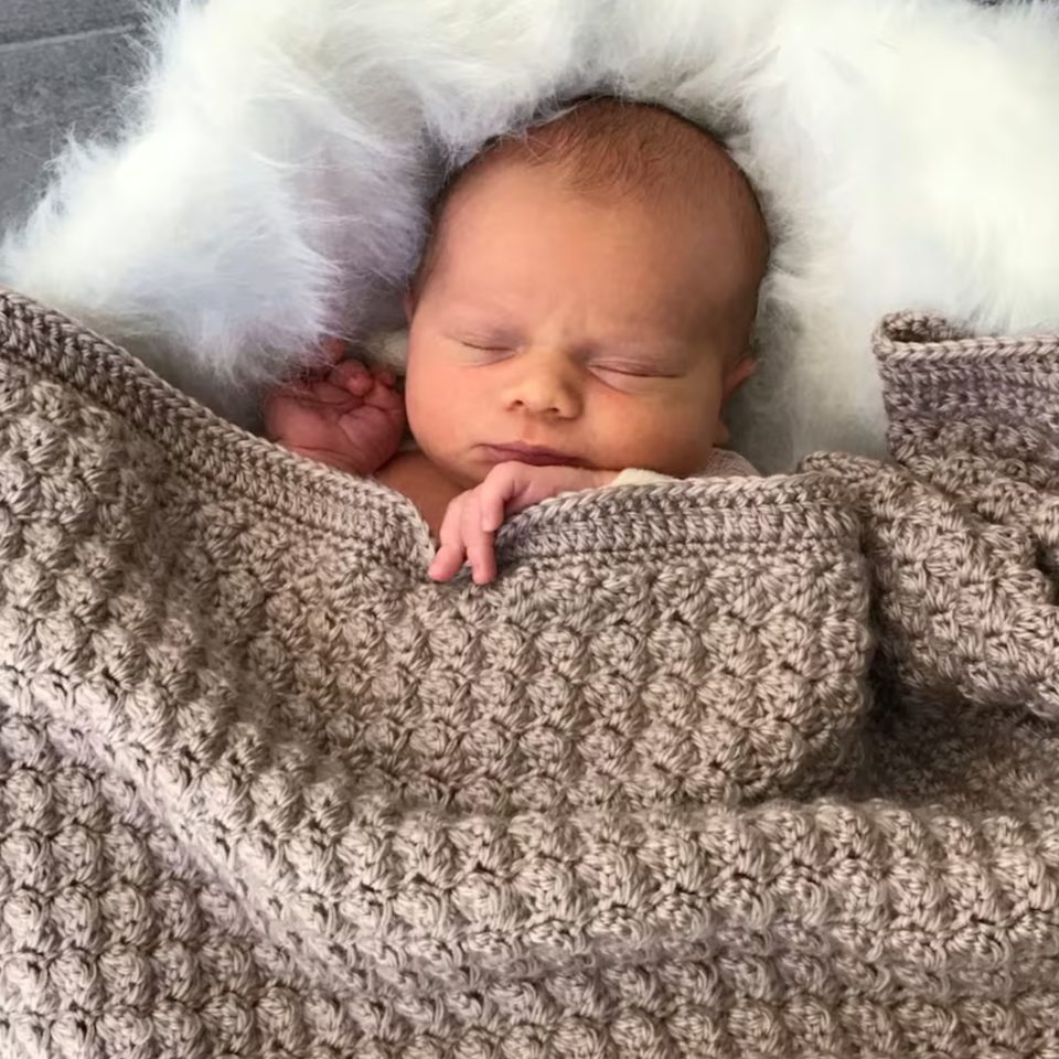 Handmade Baby Blankets: Softness and Warmth for Newborns - Noblepuma