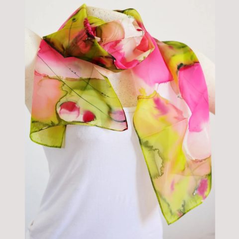 Handmade Scarves: Cozy and Stylish Additions to Your Wardrobe - Noblepuma